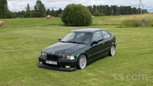 Green BMW 318 2000 in Madona, with an engine capacity of 1.80 L and mileage of 261 thousand km for 3500 €, photo 1 on AUTOMOTO.COM.LV