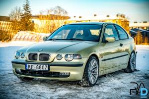 Zaļš BMW 318 2002 Rīga, ar dzinēja tilpumu 2.00 L un nobraukumu 154 tūkst. km par 33000 €, foto  vietnē AUTOMOTO.COM.LV