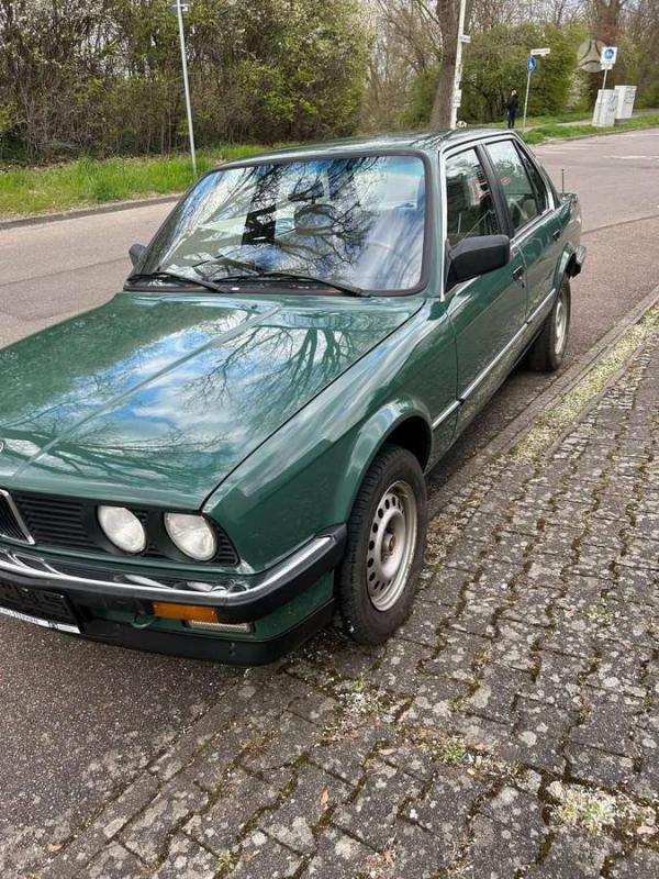 Green BMW 318 1985 in Marijampole, with an engine capacity of 1.77 L and mileage of 94 thousand km for 10500 €, photo 5 on AUTOMOTO.COM.LV
