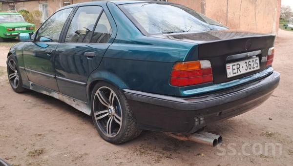 Zaļš BMW 318 1992 Talsi, ar dzinēja tilpumu 1.80 L un nobraukumu 308 tūkst. km par 1200 €, foto 3 vietnē AUTOMOTO.COM.LV