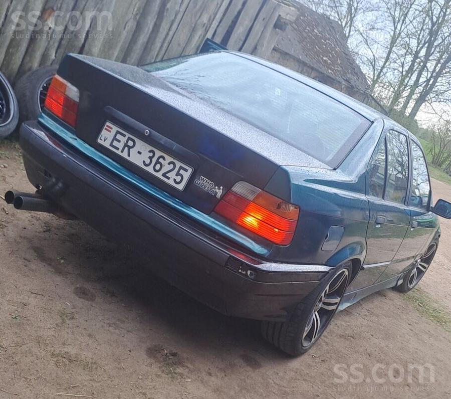 Зеленый БМВ 318 1992 в Талси, объемом двигателя 1.80 л и пробегом 308 тыс. км за 1200 €, фото 5 на AUTOMOTO.COM.LV