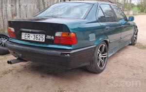 Зеленый БМВ 318 1992 в Талси, объемом двигателя 1.80 л и пробегом 308 тыс. км за 1200 €, фото 8 на AUTOMOTO.COM.LV