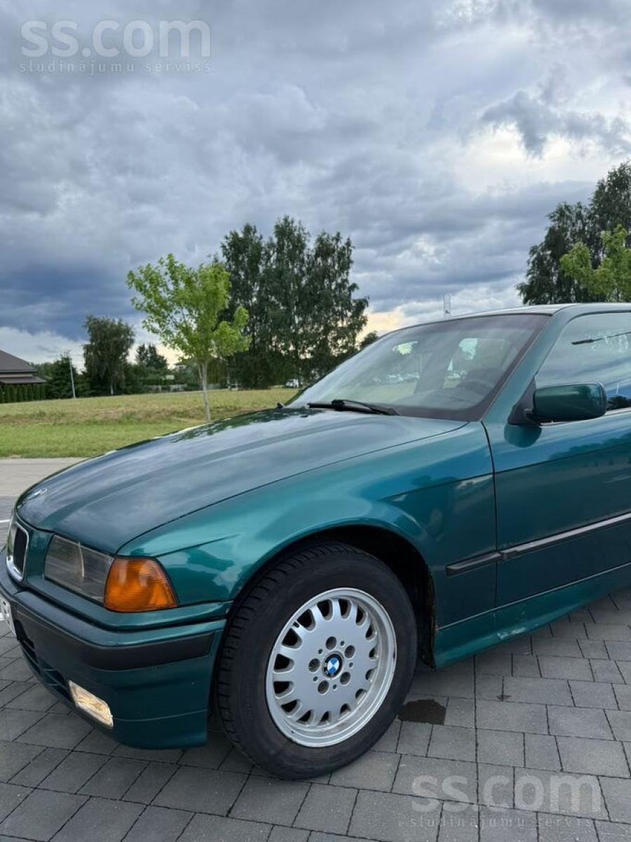 Zaļš BMW 318 1993 Rīga, ar dzinēja tilpumu 1.80 L un nobraukumu 247 tūkst. km par 3250 €, foto 6 vietnē AUTOMOTO.COM.LV
