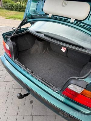 Zaļš BMW 318 1993 Rīga, ar dzinēja tilpumu 1.80 L un nobraukumu 247 tūkst. km par 3250 €, foto 8 vietnē AUTOMOTO.COM.LV