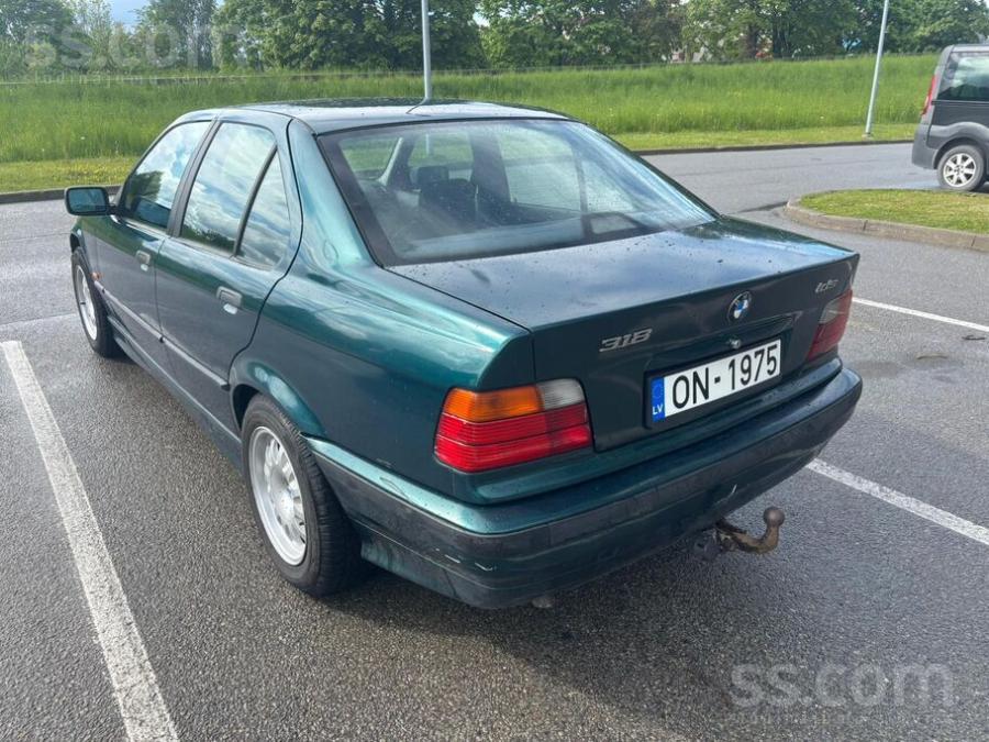 Zaļš BMW 318 1997 Cēsis, ar dzinēja tilpumu 1.80 L un nobraukumu 280 tūkst. km par 2500 €, foto 3 vietnē AUTOMOTO.COM.LV