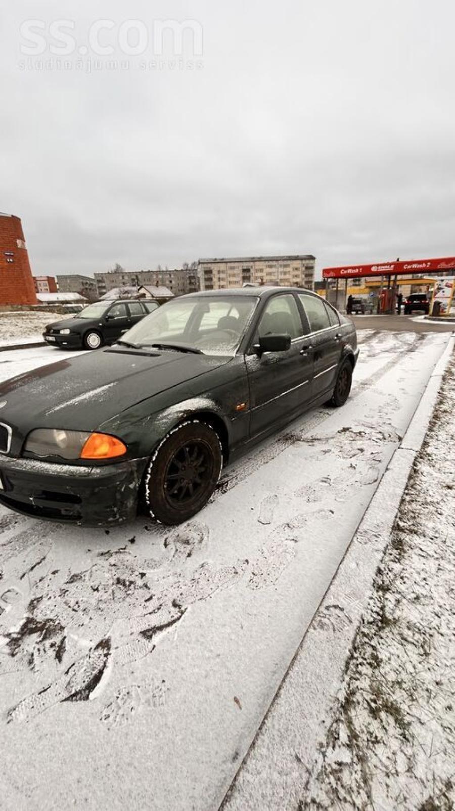 Zaļš BMW 318 2001 Krāslava, ar dzinēja tilpumu 1.90 L un nobraukumu 256 tūkst. km par 1350 €, foto 2 vietnē AUTOMOTO.COM.LV