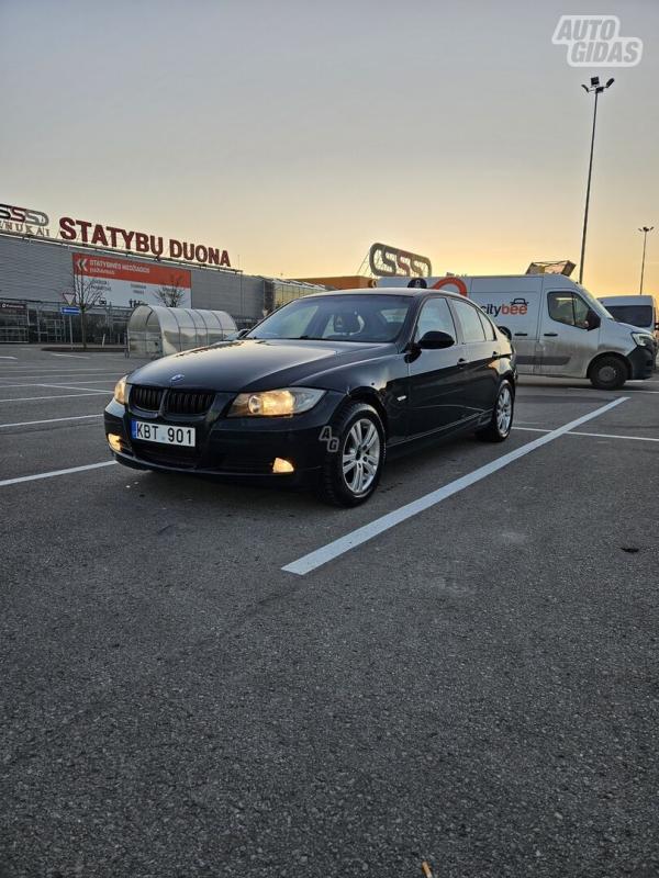 Green BMW 318 2006 in Klaipeda, with an engine capacity of 2.00 L and mileage of 310 thousand km for 2250 €, photo 1 on AUTOMOTO.COM.LV