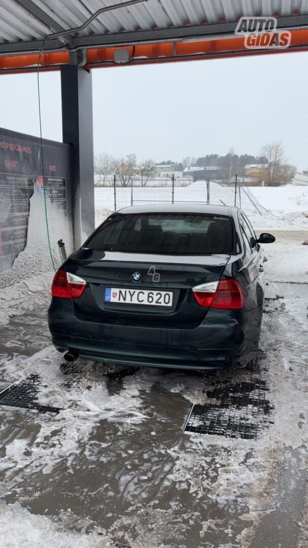 Zaļš BMW 318 2006 Kauņa, ar dzinēja tilpumu 2.00 L un nobraukumu 320 tūkst. km par 1950 €, foto 2 vietnē AUTOMOTO.COM.LV
