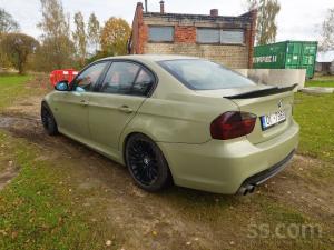 Green BMW 318 2008 in Limbazi, with an engine capacity of 2.50 L and mileage of 318 thousand km for 6000 €, photo 5 on AUTOMOTO.COM.LV