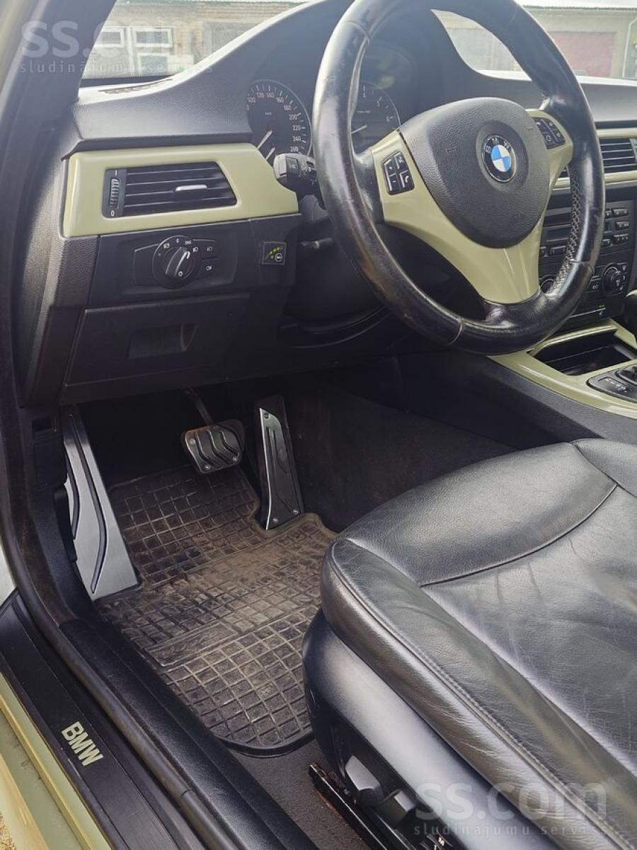 Green BMW 318 2008 in Limbazi, with an engine capacity of 2.50 L and mileage of 318 thousand km for 6000 €, photo 15 on AUTOMOTO.COM.LV