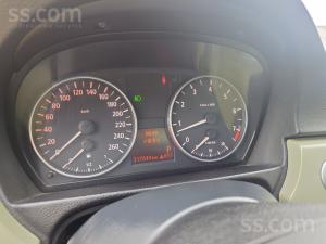 Green BMW 318 2008 in Limbazi, with an engine capacity of 2.50 L and mileage of 318 thousand km for 6000 €, photo 22 on AUTOMOTO.COM.LV