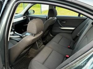 Zaļš BMW 318 2009 Saldus, ar dzinēja tilpumu 2.00 L un nobraukumu 301 tūkst. km par 5900 €, foto 16 vietnē AUTOMOTO.COM.LV