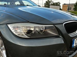 Zaļš BMW 318 2009 Saldus, ar dzinēja tilpumu 2.00 L un nobraukumu 301 tūkst. km par 5900 €, foto 17 vietnē AUTOMOTO.COM.LV