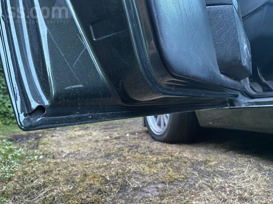 Zaļš BMW 318 1989 Rīga, ar dzinēja tilpumu 2.00 L un nobraukumu 255 tūkst. km par 6500 €, foto 11 vietnē AUTOMOTO.COM.LV