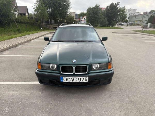 Green BMW 318 1996 in Telschi, with an engine capacity of 1.70 L and mileage of 317 thousand km for 1650 €, photo 2 on AUTOMOTO.COM.LV