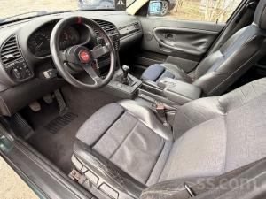 Zaļš BMW 318 1999 Liepāja, ar dzinēja tilpumu 1.70 L un nobraukumu 370 tūkst. km par 2350 €, foto 6 vietnē AUTOMOTO.COM.LV