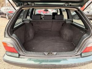 Zaļš BMW 318 1999 Liepāja, ar dzinēja tilpumu 1.70 L un nobraukumu 370 tūkst. km par 2350 €, foto 8 vietnē AUTOMOTO.COM.LV