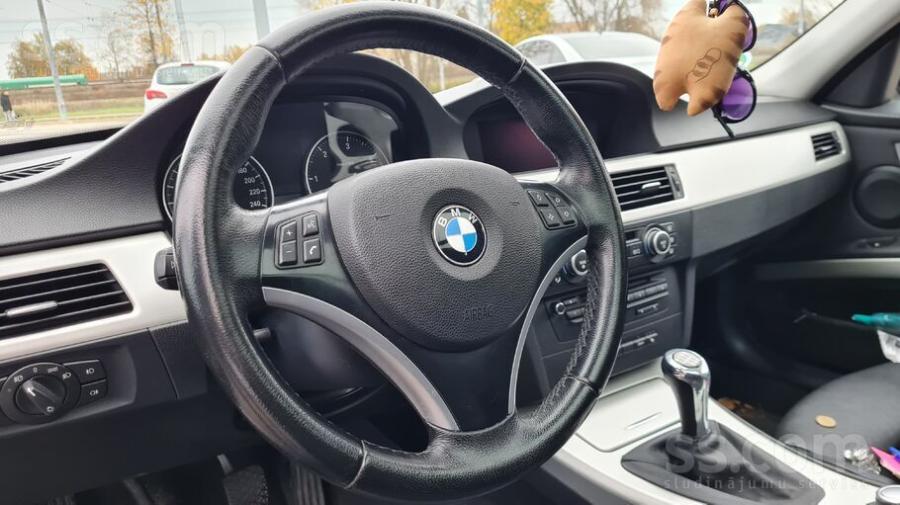 Zaļš BMW 318 2008 Rīga, ar dzinēja tilpumu 2.00 L un nobraukumu 311 tūkst. km par 3480 €, foto 11 vietnē AUTOMOTO.COM.LV