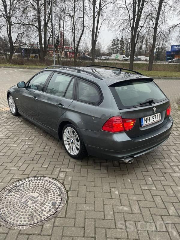 Green BMW 318 2009 in Jelgava, with an engine capacity of 2.00 L and mileage of 277 thousand km for 5200 €, photo 3 on AUTOMOTO.COM.LV