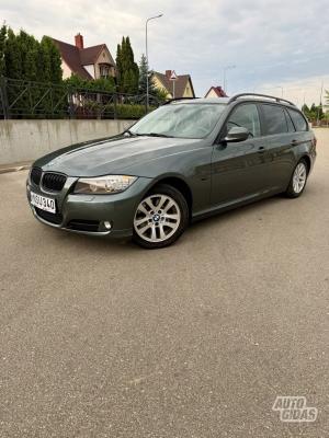 Green BMW 318 2009 in Telschi, with an engine capacity of 2.00 L and mileage of 294 thousand km for 4400 €, photo 3 on AUTOMOTO.COM.LV