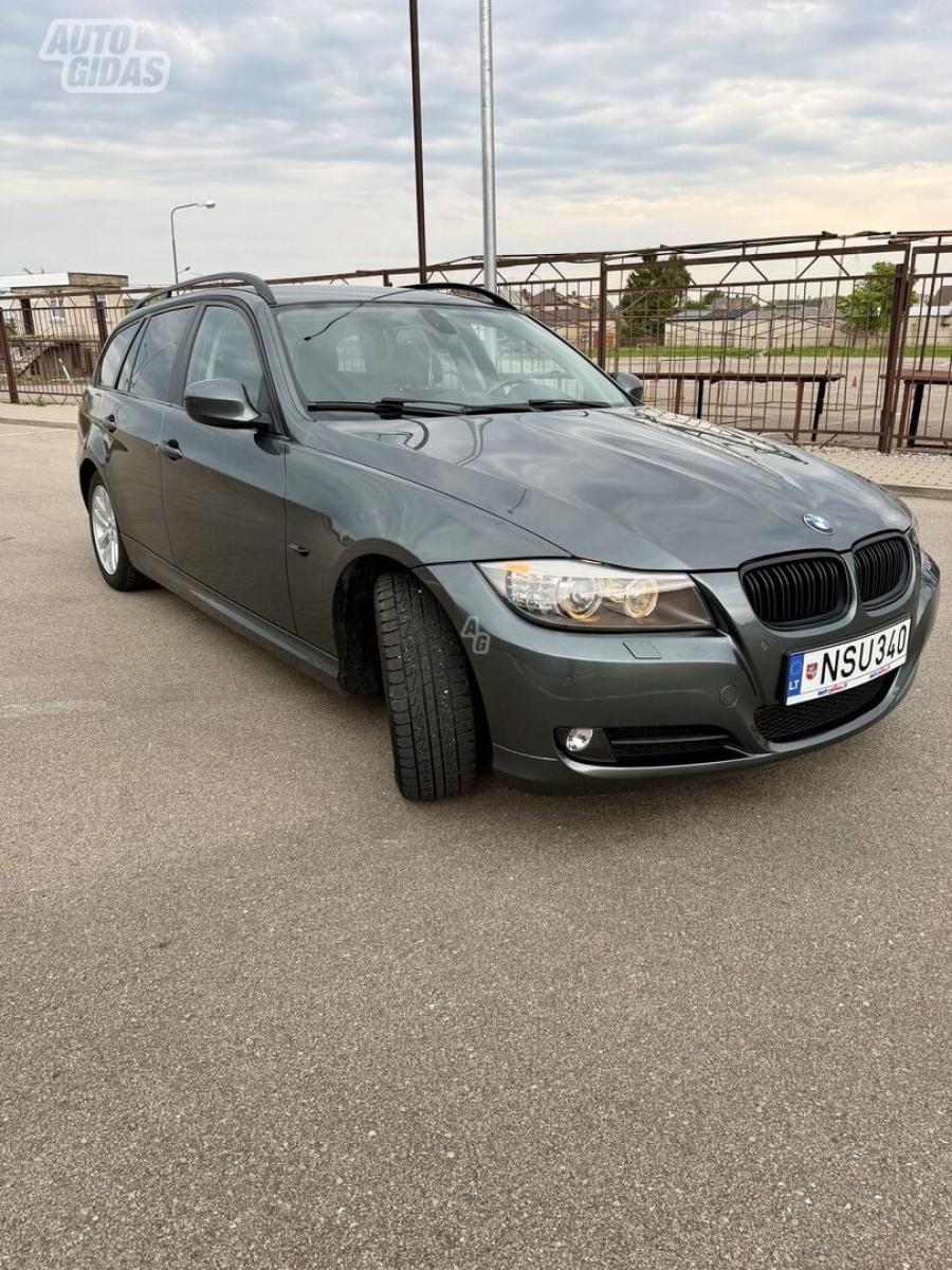 Green BMW 318 2009 in Telschi, with an engine capacity of 2.00 L and mileage of 294 thousand km for 4400 €, photo 5 on AUTOMOTO.COM.LV
