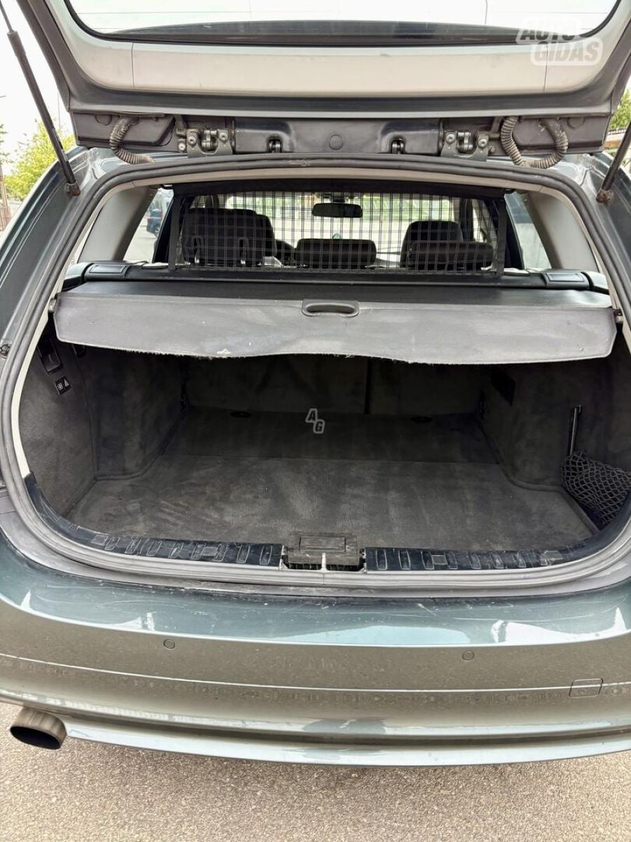 Green BMW 318 2009 in Telschi, with an engine capacity of 2.00 L and mileage of 294 thousand km for 4400 €, photo 10 on AUTOMOTO.COM.LV