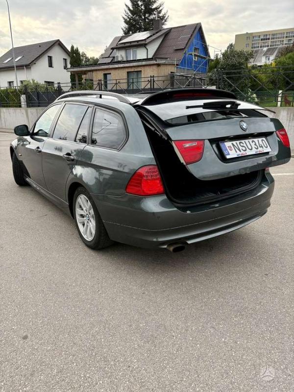 Zaļš BMW 318 2009 Telšiai, ar dzinēja tilpumu 2.00 L un nobraukumu 294 tūkst. km par 3999 €, foto 9 vietnē AUTOMOTO.COM.LV