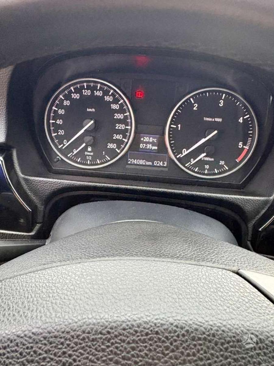 Зеленый БМВ 318 2009 в Тельшяй, объемом двигателя 2.00 л и пробегом 294 тыс. км за 3999 €, фото 18 на AUTOMOTO.COM.LV