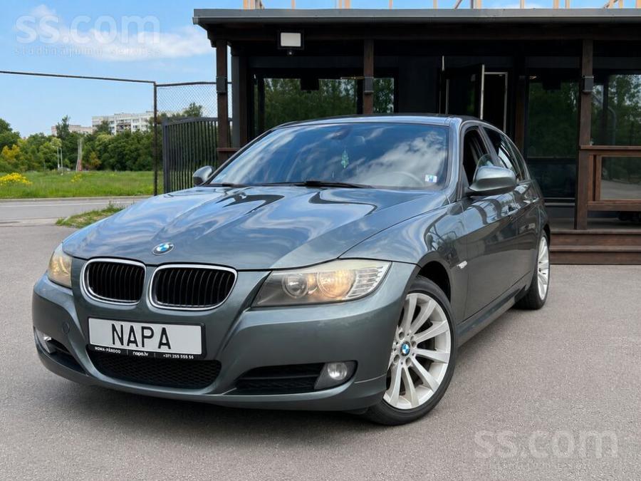 Green BMW 318 2010 in Riga, with an engine capacity of 2.00 L and mileage of 384 thousand km for 3990 €, photo 1 on AUTOMOTO.COM.LV