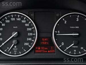 Green BMW 318 2010 in Riga, with an engine capacity of 2.00 L and mileage of 384 thousand km for 3990 €, photo 20 on AUTOMOTO.COM.LV