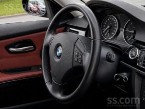 Green BMW 318 2010 in Riga, with an engine capacity of 2.00 L and mileage of 384 thousand km for 3990 €, photo 21 on AUTOMOTO.COM.LV