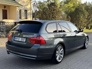 Green BMW 318 2012 in Vilnius, with an engine capacity of 2.00 L and mileage of 270 thousand km for 3650 €, photo 5 on AUTOMOTO.COM.LV
