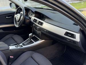 Green BMW 318 2012 in Vilnius, with an engine capacity of 2.00 L and mileage of 270 thousand km for 3650 €, photo 12 on AUTOMOTO.COM.LV