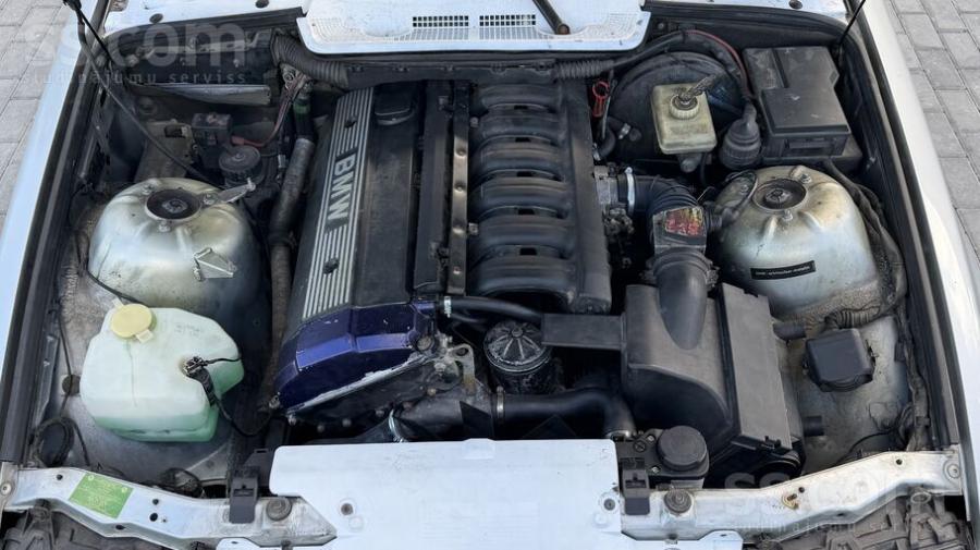 Grey BMW 318 1995 in Riga, with an engine capacity of 2.50 L and mileage of 165 thousand km for 6300 €, photo 15 on AUTOMOTO.COM.LV