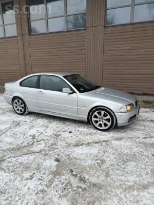 Grey BMW 318 2000 in Jelgava, with an engine capacity of 1.90 L and mileage of 299 thousand km for 3900 €, photo 4 on AUTOMOTO.COM.LV