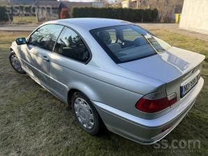 Grey BMW 318 2000 in Riga, with an engine capacity of 1.80 L and mileage of 297 thousand km for 2450 €, photo 4 on AUTOMOTO.COM.LV