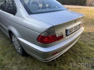 Grey BMW 318 2000 in Riga, with an engine capacity of 1.80 L and mileage of 297 thousand km for 2450 €, photo 9 on AUTOMOTO.COM.LV