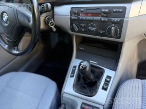 Grey BMW 318 2000 in Riga, with an engine capacity of 1.80 L and mileage of 297 thousand km for 2450 €, photo 22 on AUTOMOTO.COM.LV