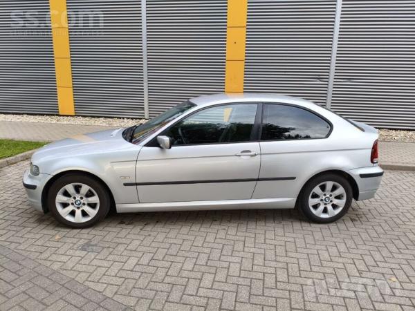 Grey BMW 318 2004 in Riga, with an engine capacity of 2.00 L and mileage of 316 thousand km for 1650 €, photo 6 on AUTOMOTO.COM.LV