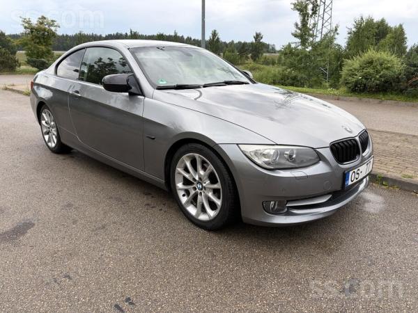 Pelēks BMW 318 2011 Ogre, ar dzinēja tilpumu 2.00 L un nobraukumu 0 tūkst. km par 6500 €, foto 3 vietnē AUTOMOTO.COM.LV