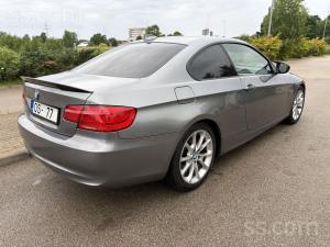 Pelēks BMW 318 2011 Ogre, ar dzinēja tilpumu 2.00 L un nobraukumu 0 tūkst. km par 6500 €, foto 5 vietnē AUTOMOTO.COM.LV