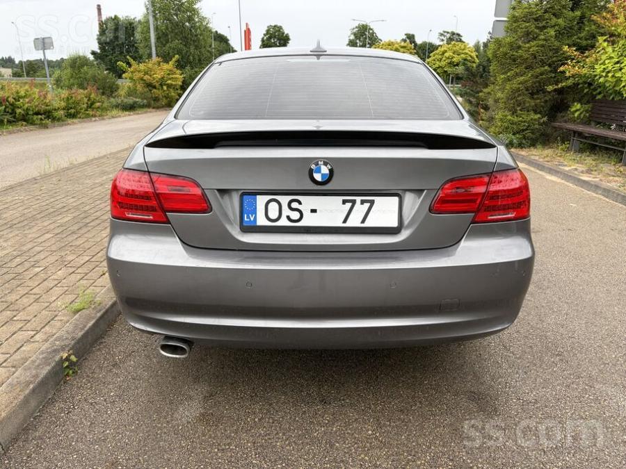 Pelēks BMW 318 2011 Ogre, ar dzinēja tilpumu 2.00 L un nobraukumu 0 tūkst. km par 6500 €, foto 6 vietnē AUTOMOTO.COM.LV