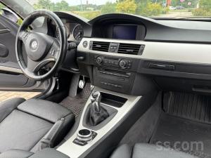 Pelēks BMW 318 2011 Ogre, ar dzinēja tilpumu 2.00 L un nobraukumu 0 tūkst. km par 6500 €, foto 12 vietnē AUTOMOTO.COM.LV