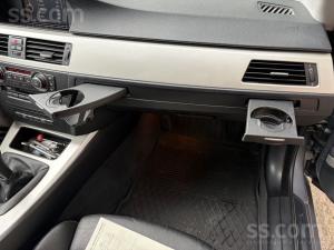 Pelēks BMW 318 2011 Ogre, ar dzinēja tilpumu 2.00 L un nobraukumu 0 tūkst. km par 6500 €, foto 15 vietnē AUTOMOTO.COM.LV