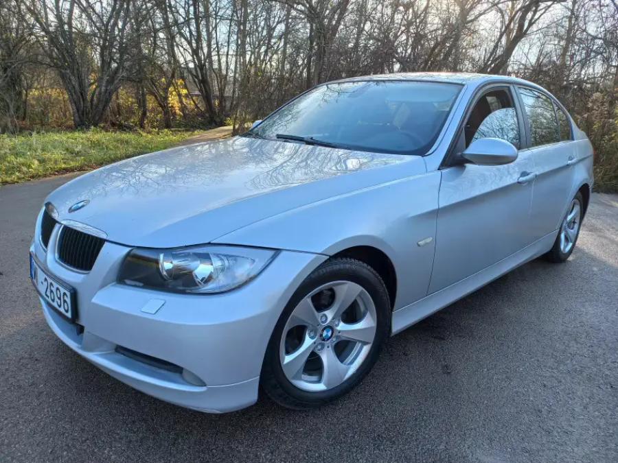 Pelēks BMW 318 2008 Rīga, ar dzinēja tilpumu 2.00 L un nobraukumu 250 tūkst. km par 3900 €, foto 1 vietnē AUTOMOTO.COM.LV
