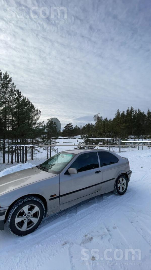 Pelēks BMW 318 1994 Kuldīga, ar dzinēja tilpumu 1.80 L un nobraukumu 340 tūkst. km par 2150 €, foto 2 vietnē AUTOMOTO.COM.LV
