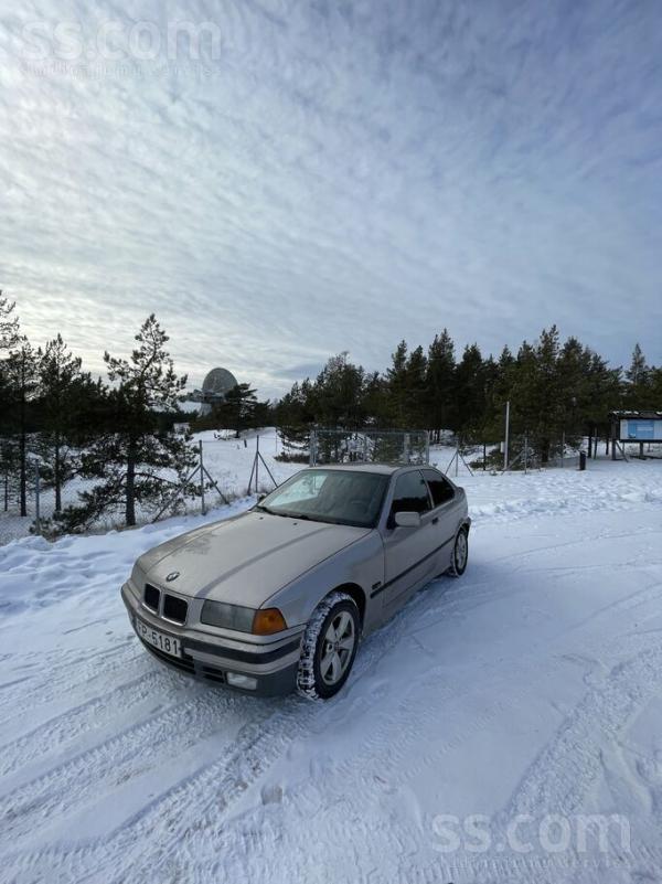 Pelēks BMW 318 1994 Kuldīga, ar dzinēja tilpumu 1.80 L un nobraukumu 340 tūkst. km par 2150 €, foto 3 vietnē AUTOMOTO.COM.LV