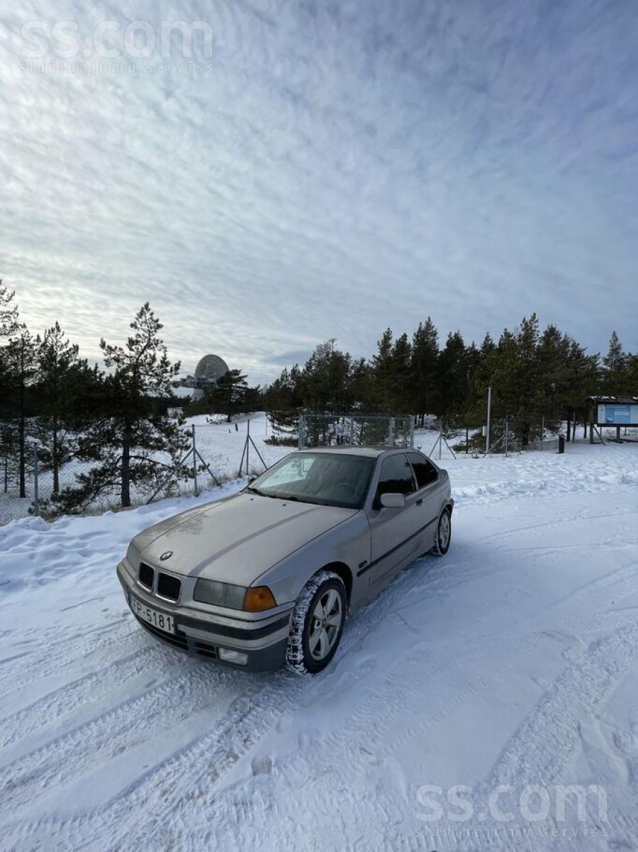 Pelēks BMW 318 1994 Kuldīga, ar dzinēja tilpumu 1.80 L un nobraukumu 340 tūkst. km par 2150 €, foto 4 vietnē AUTOMOTO.COM.LV
