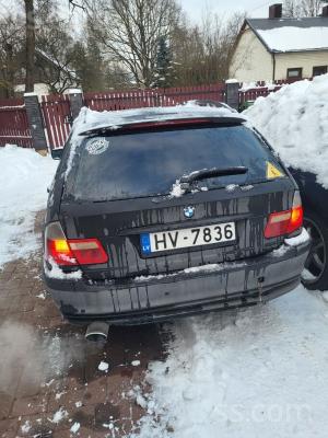 Pelēks BMW 318 2000 Rīga, ar dzinēja tilpumu 1.80 L un nobraukumu 462 tūkst. km par 1000 €, foto 2 vietnē AUTOMOTO.COM.LV