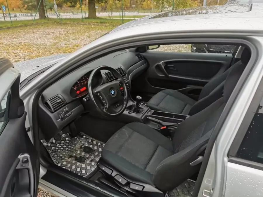 Pelēks BMW 318 2002 Kuldīga, ar dzinēja tilpumu 2.00 L un nobraukumu 247 tūkst. km par 2150 €, foto 6 vietnē AUTOMOTO.COM.LV